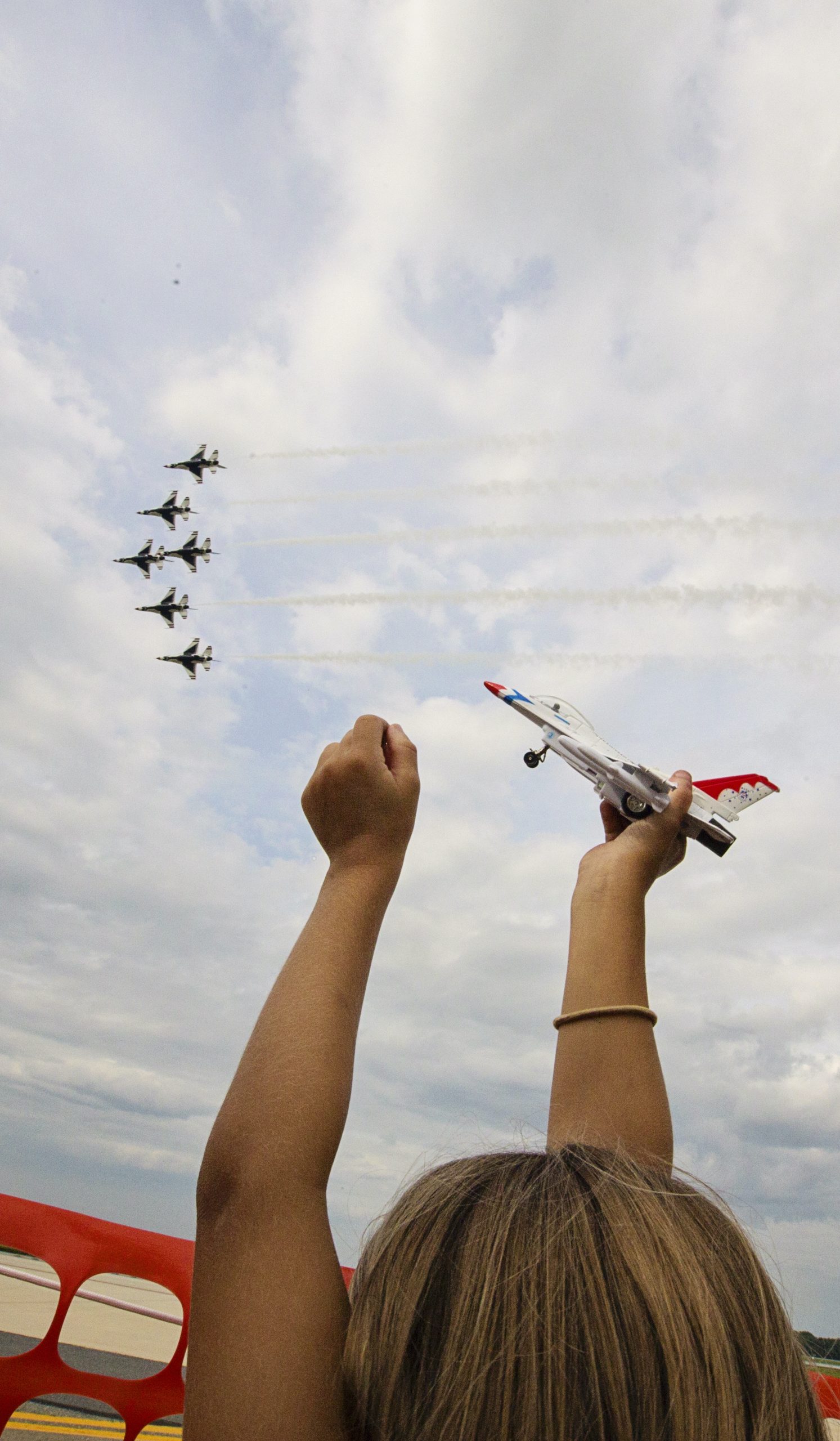 Airshow London – SkyDrive – Canada's original drive-in air show | Sept ...
